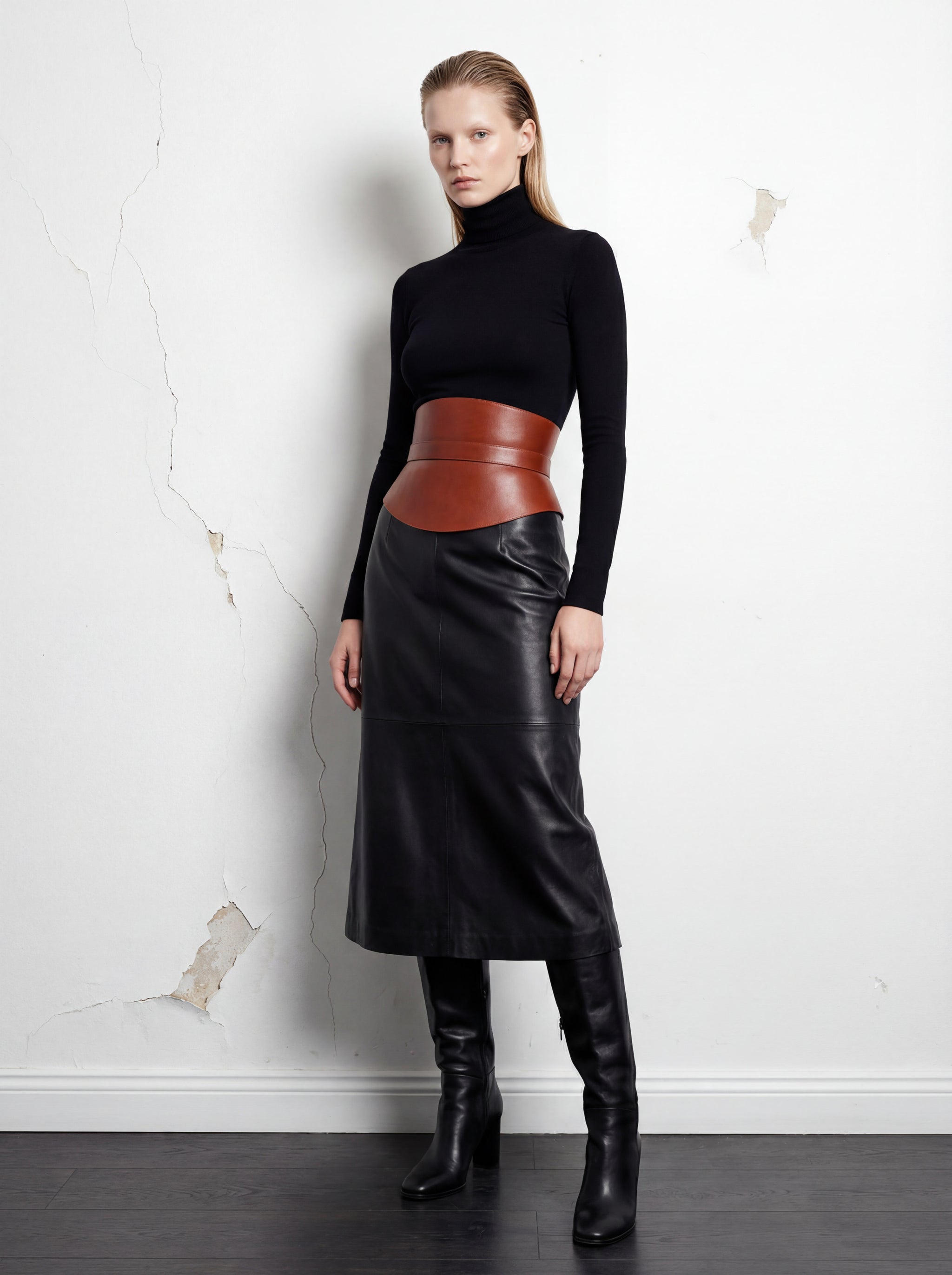 Chestnut Hourglass Leather Corset Belt — LA.FORMA.ES